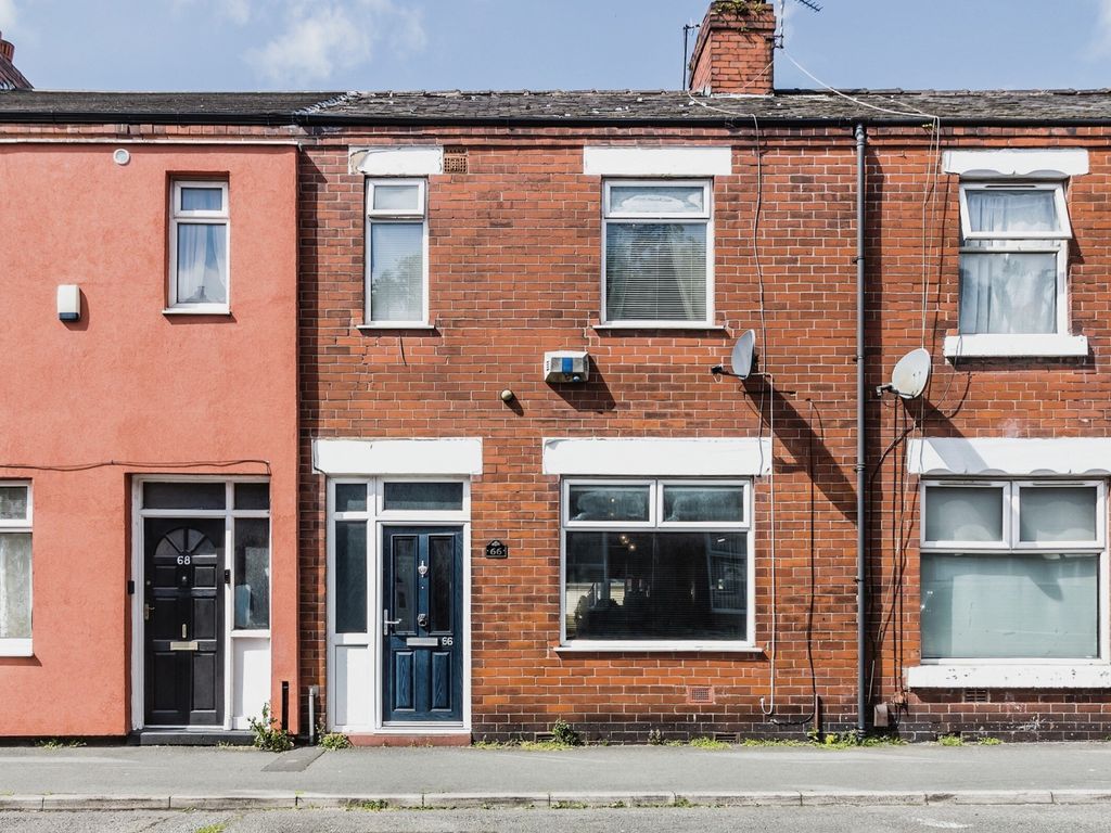 3 Bed Terraced House For Sale In Station Road Eccles Manchester M30