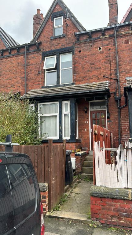 1 bed flat to rent in Flat, Armley Ridge Road, Leeds LS12, £610 pcm ...