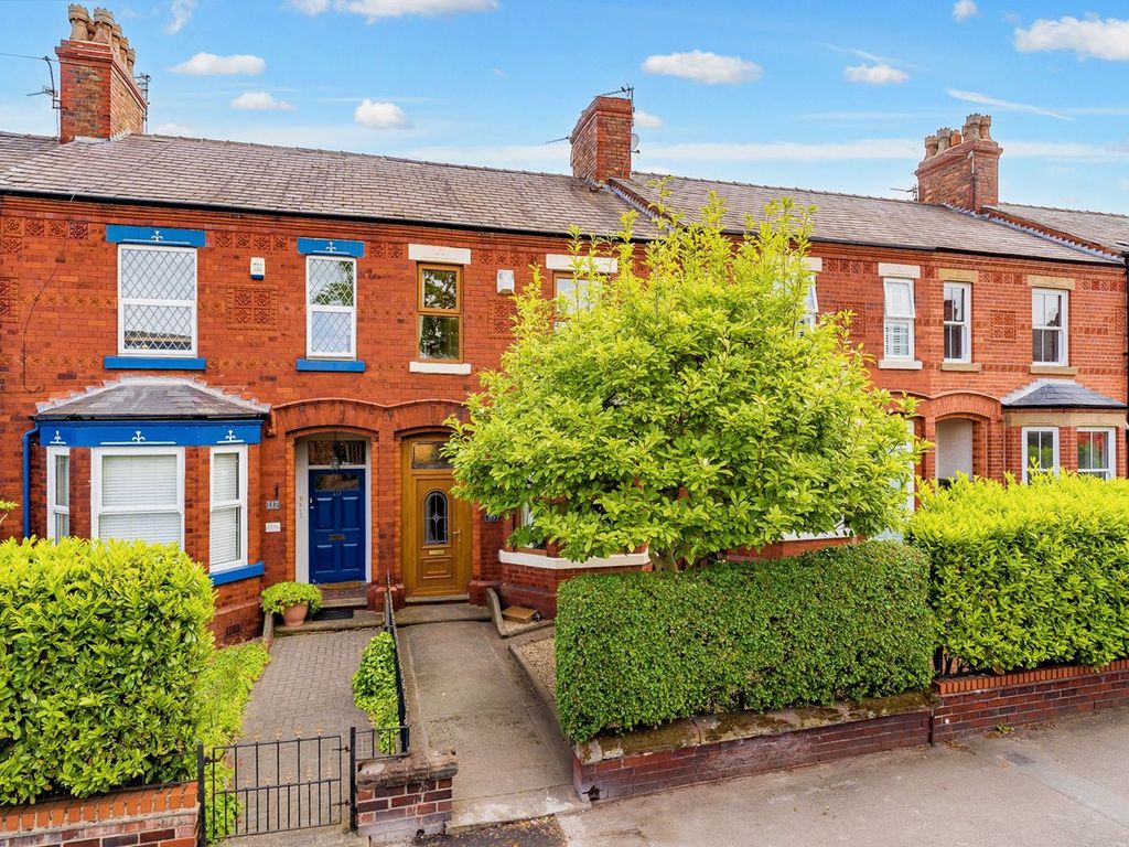 4 Bed Terraced House For Sale In London Road Stockton Heath