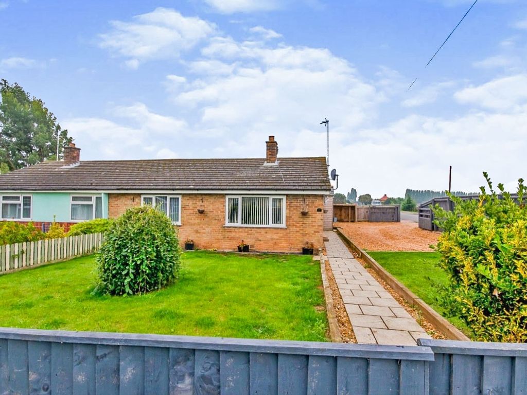 2 Bed Semi Detached Bungalow For Sale In The Wroe Emneth Wisbech Pe14