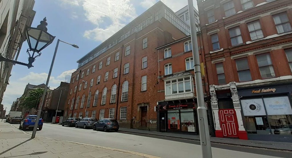 2 bed flat to rent in Broad Street, Nottingham NG1, £1,250 pcm - Zoopla