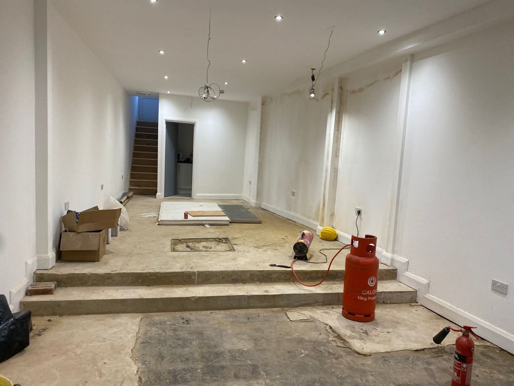 Retail premises to let in High Street, London Acton W3 - Zoopla