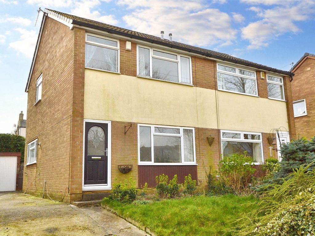 3 Bed Semi Detached House For Sale In Smalewell Green Pudsey West