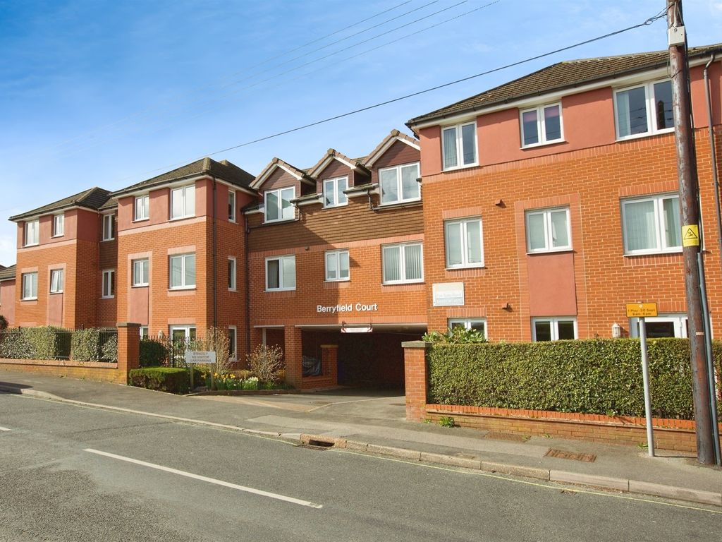 2 Bed Flat For Sale In Bursledon Road Hedge End Southampton So30 £