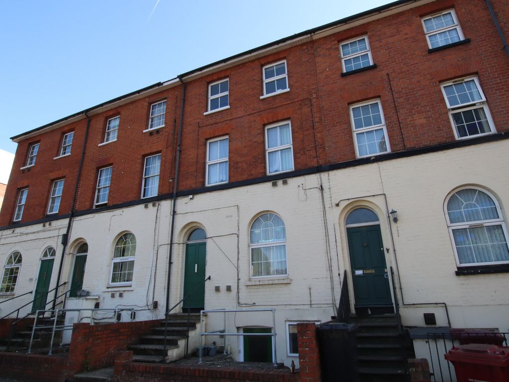 1 bed flat to rent in Queens Road, Reading RG1, £1,075 pcm - Zoopla