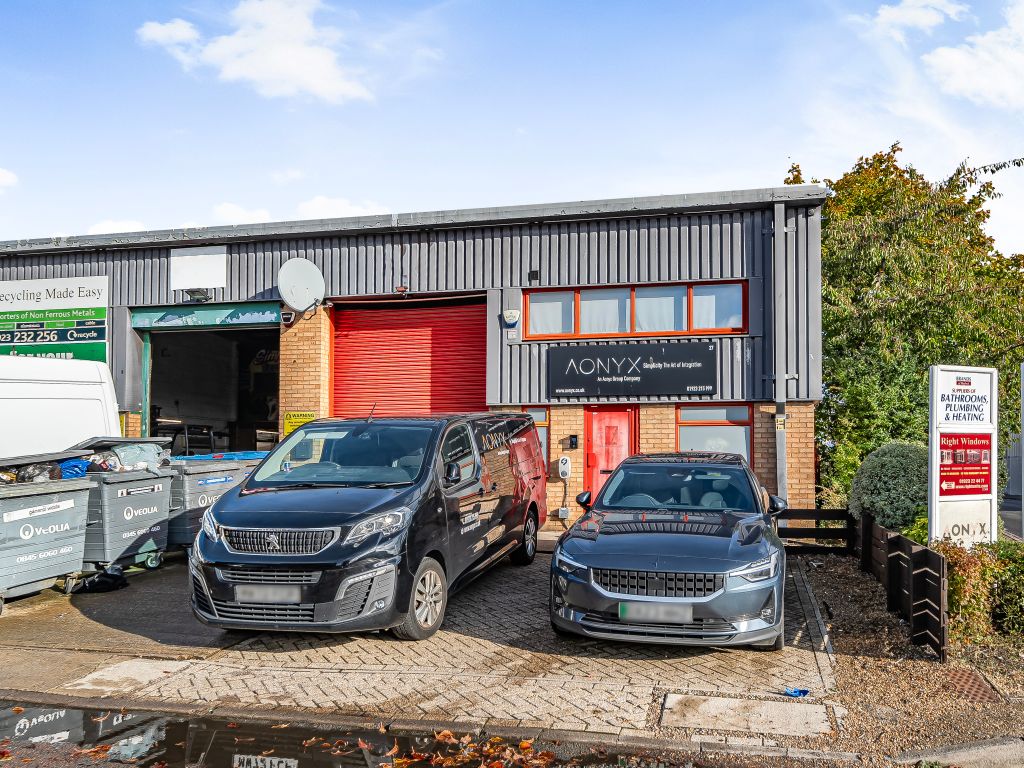 Industrial to let in Unit 27 Empire Centre, Imperial Way, Watford WD24 ...