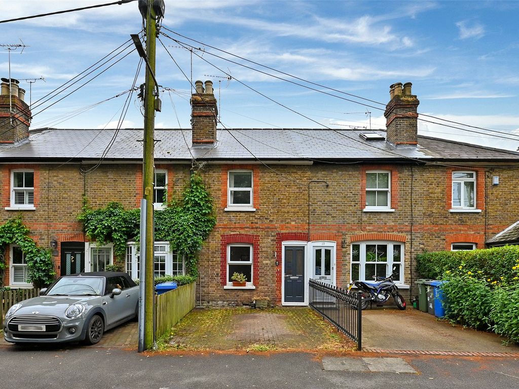 2 bed terraced house to rent in Hamfield Cottages, Lower Road, Cookham ...