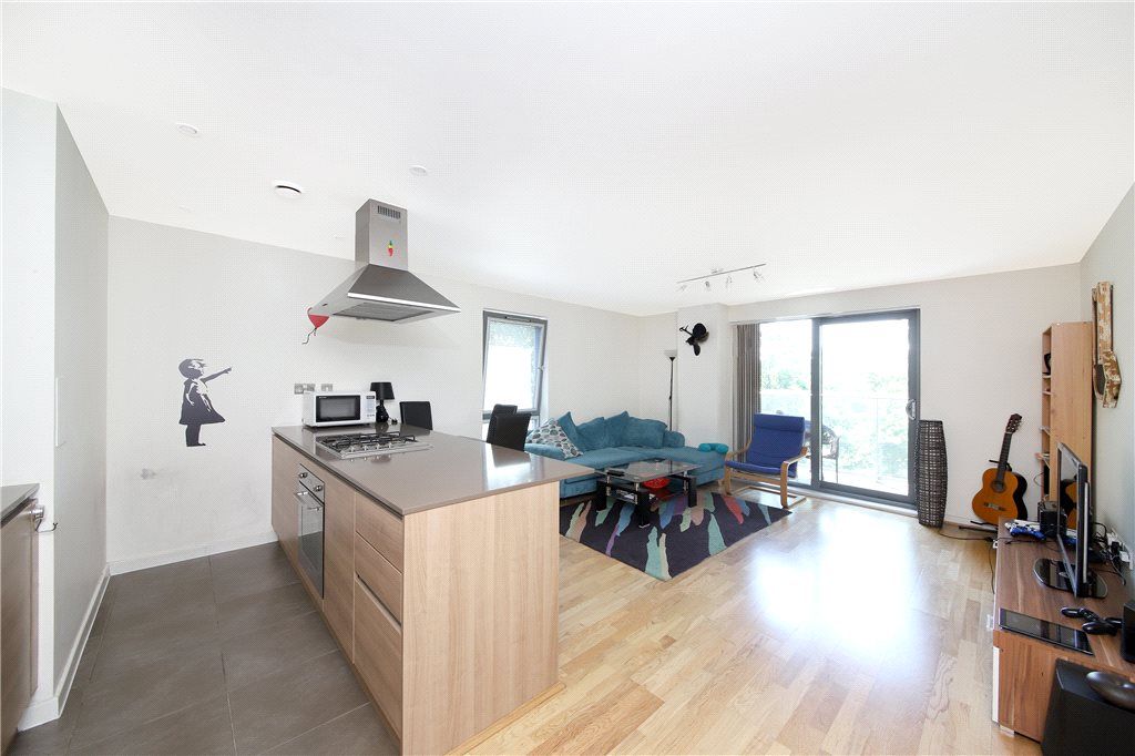3 bed flat to rent in Chi Building, 54 Crowder Street, London E1 - Zoopla