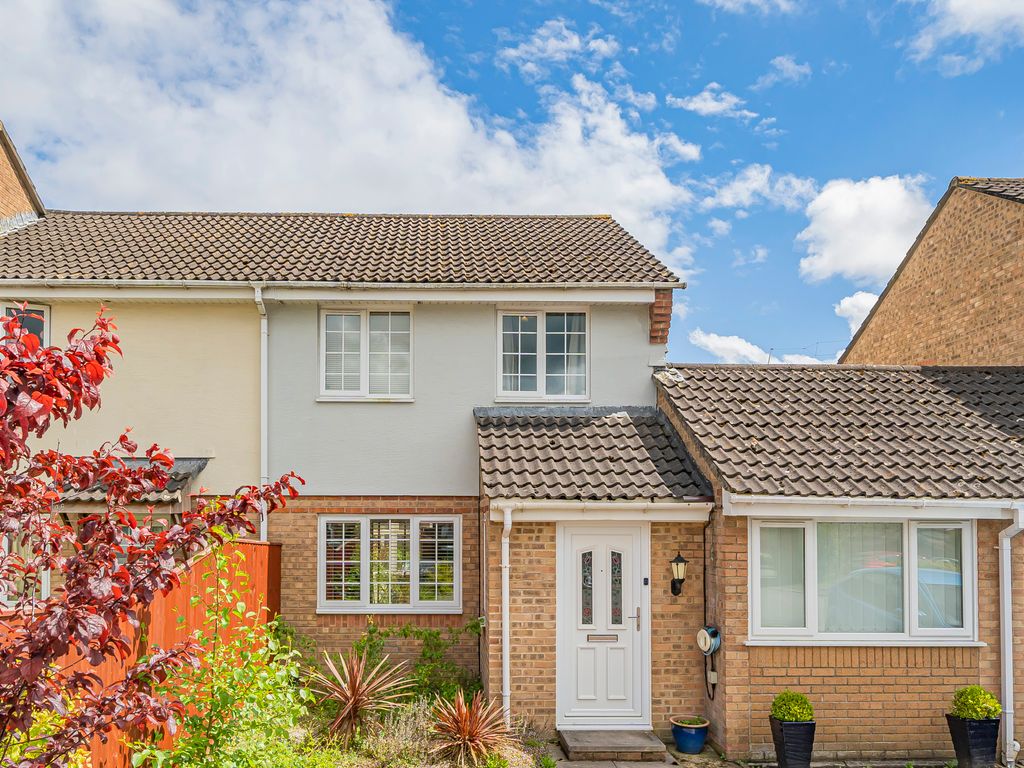 3 Bed Terraced House For Sale In Drum Way Heathfield Newton Abbot