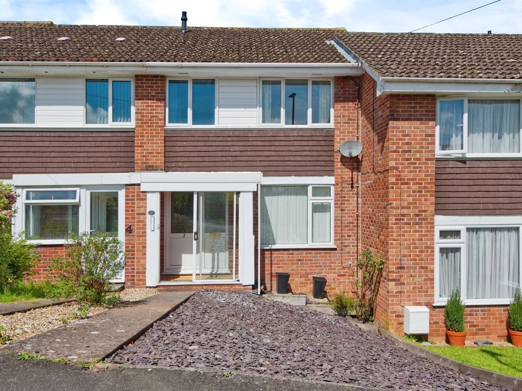 3 bed terraced house for sale in Parkhouse Road, Minehead TA24, £ ...