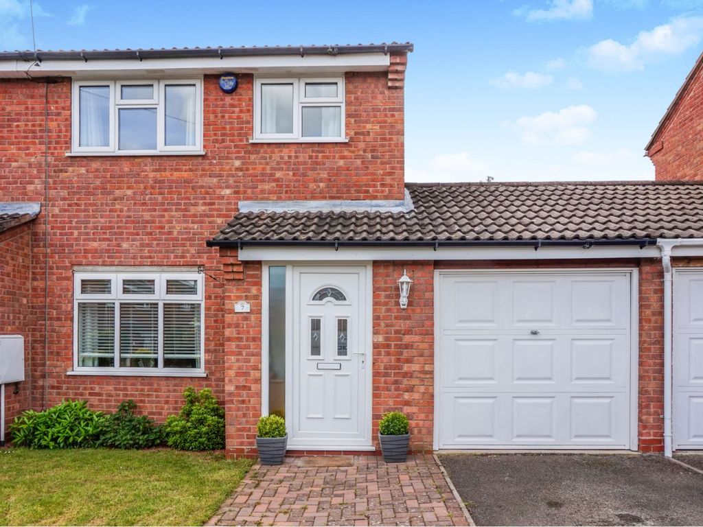 3 Bed Semi Detached House For Sale In The Moor Sutton Coldfield B76