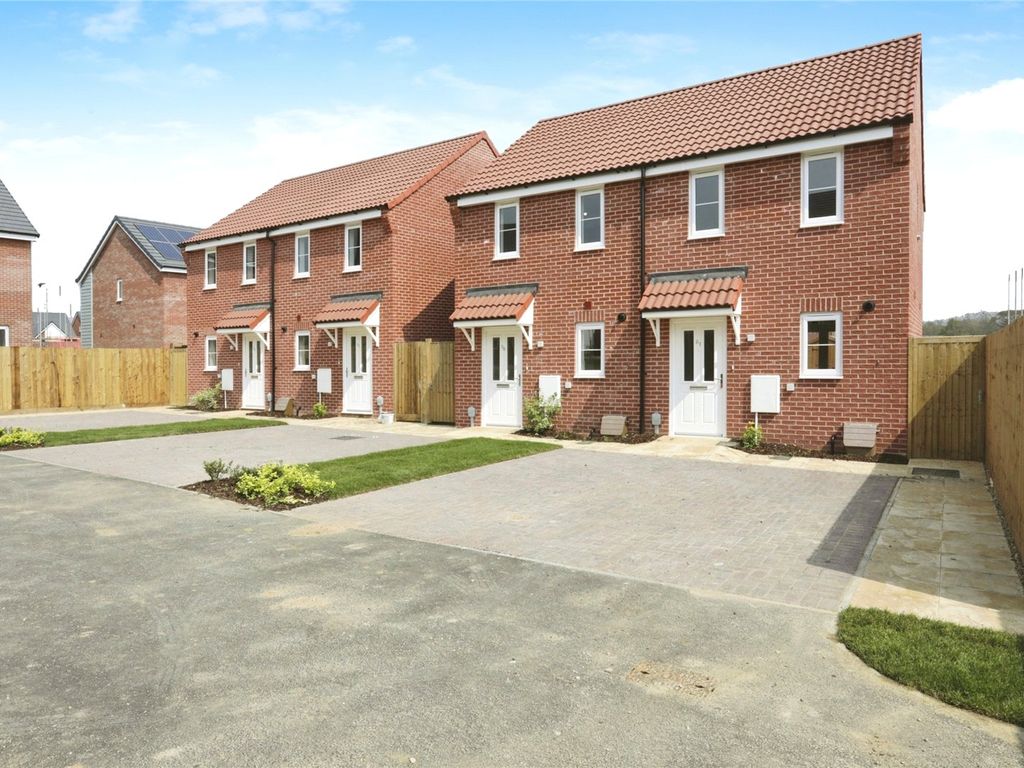 New home, 1 bed detached house for sale in Gulpher Road, Felixstowe ...