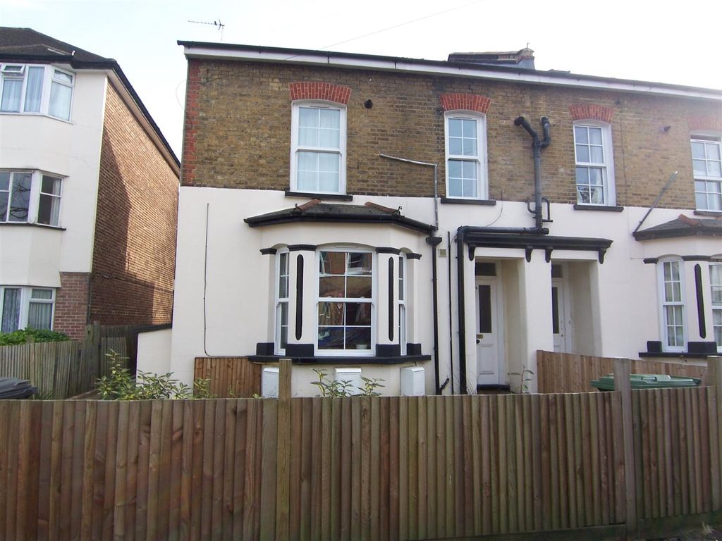 1 bed flat to rent in Chestnut Grove, New Malden KT3, £1,150 pcm - Zoopla