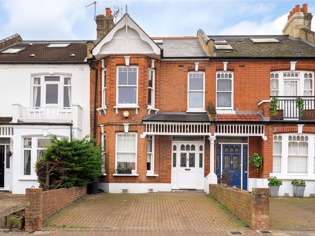 4 Bed Terraced House For Sale In Replingham Road Southfields London