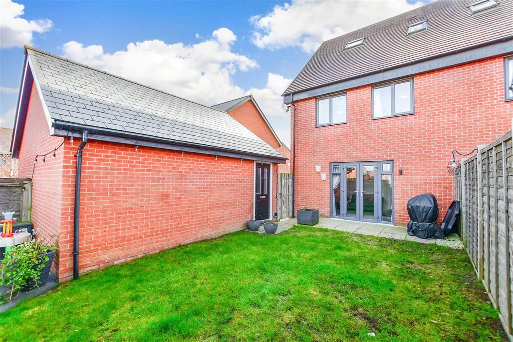 4 Bed Semi Detached House For Sale In The Rangers Folkestone Kent