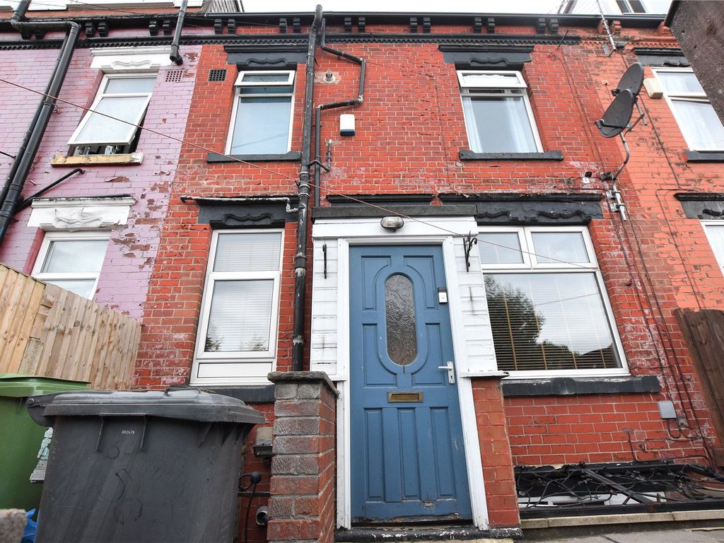 2 bed terraced house for sale in Trafford Grove, Leeds, West Yorkshire ...