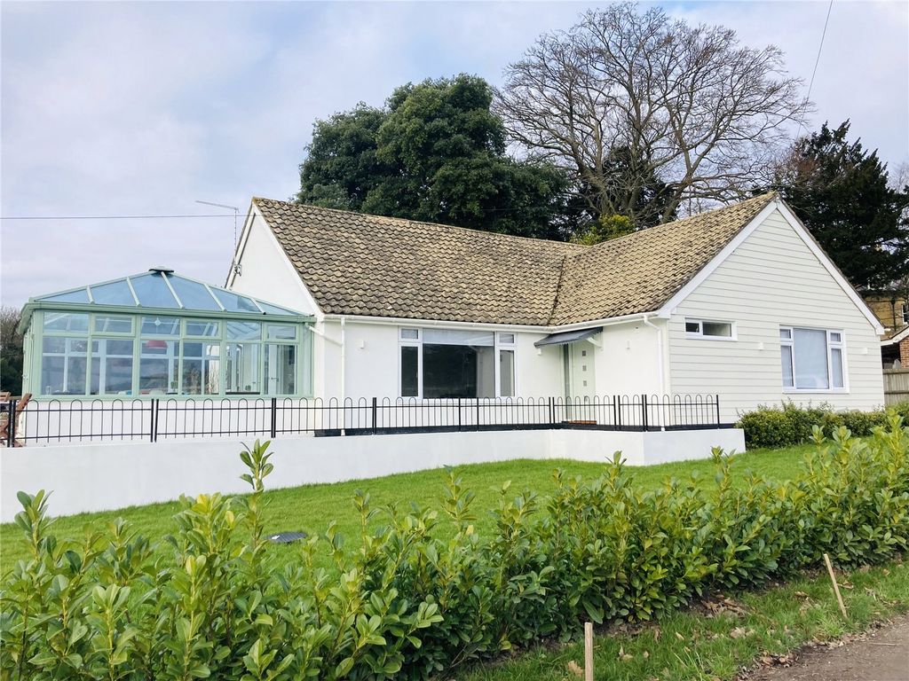 3 bed bungalow to rent in Thurnham Lane, Thurnham, Maidstone, Kent ME14 ...