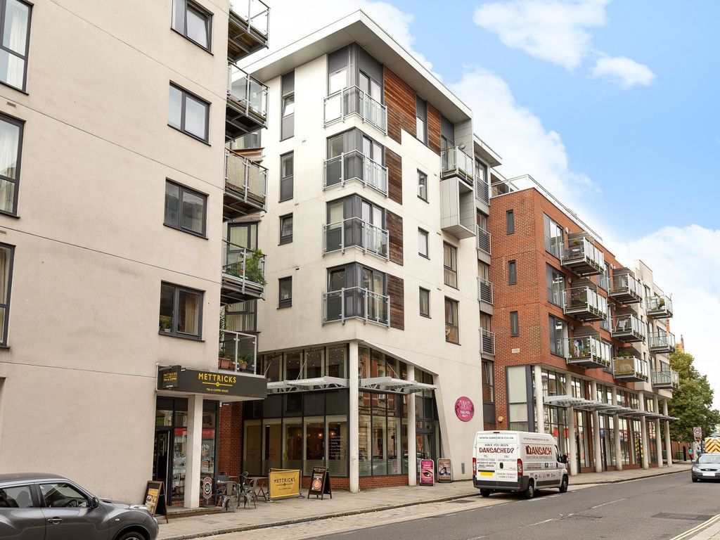 2 bed flat to rent in Kimber House, High Street, Southampton SO14 - Zoopla
