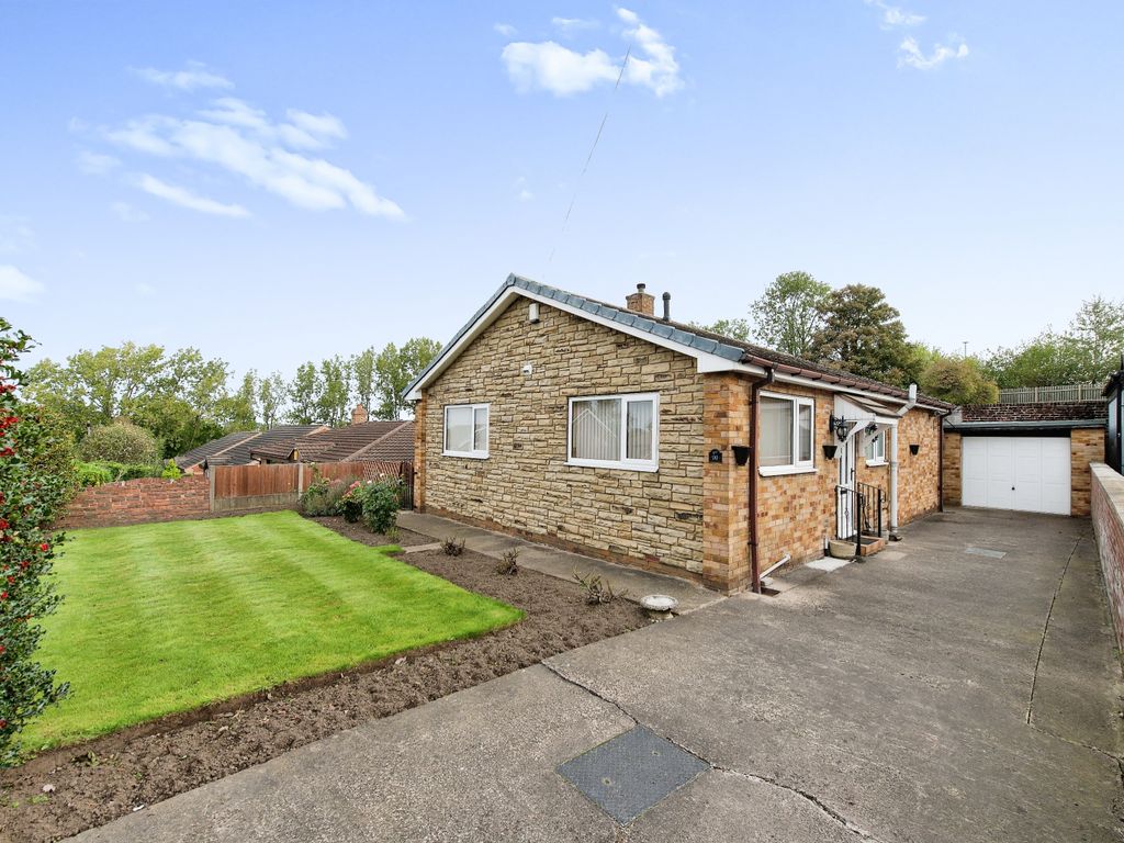 2 Bed Bungalow For Sale In Barnes Road Castleford West Yorkshire Wf10