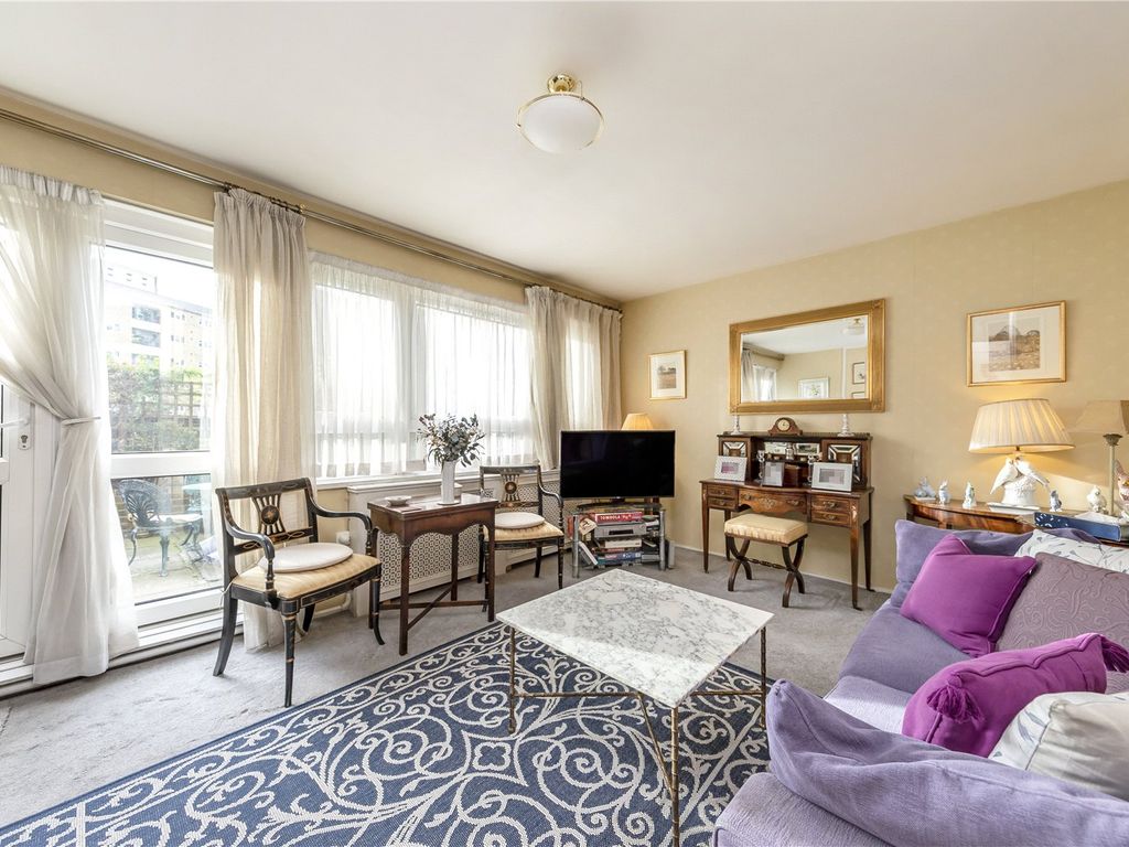4 bed maisonette for sale in Abbots Manor, London SW1V - Zoopla