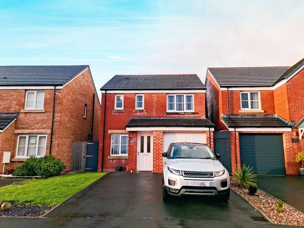 3 Bed Detached House For Sale In Maes Y Glo Llanelli Sa14 £259 995