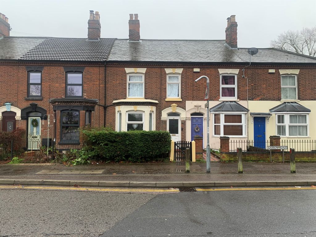 3 bed terraced house for sale in Carrow Road, Norwich NR1 - Zoopla