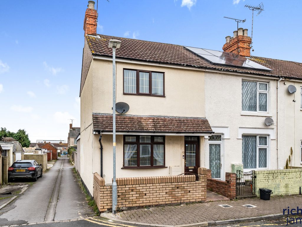 3 Bed End Terrace House For Sale In Morris Street Rodbourne Swindon