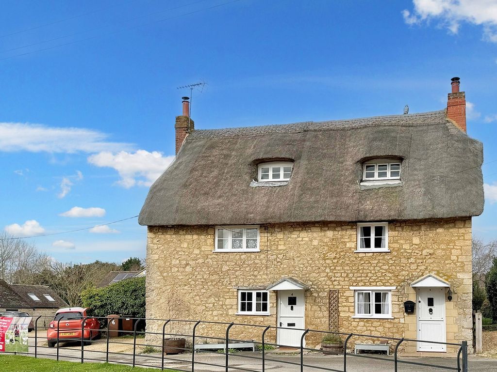 2 bed semi-detached house for sale in Chapel Hill, Watchfield SN6, £ ...