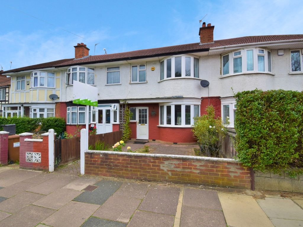 3 bed terraced house to rent in Warden Avenue, Harrow, Greater London HA2, £1,900 pcm - Zoopla