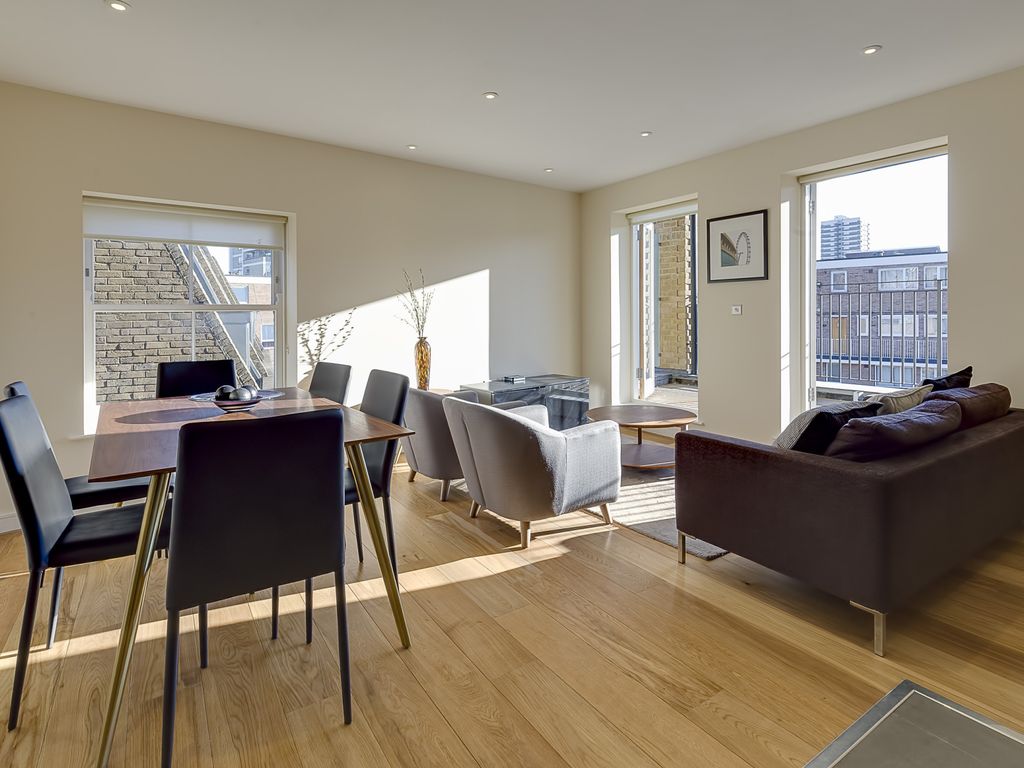 3 bed flat to rent in Rockland Apartments, 5 Lakenham Place, Bow E3, £ ...