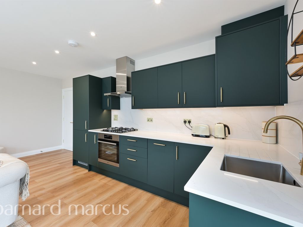 New Home 2 Bed Flat For Sale In Powder Mill Lane Whitton Twickenham