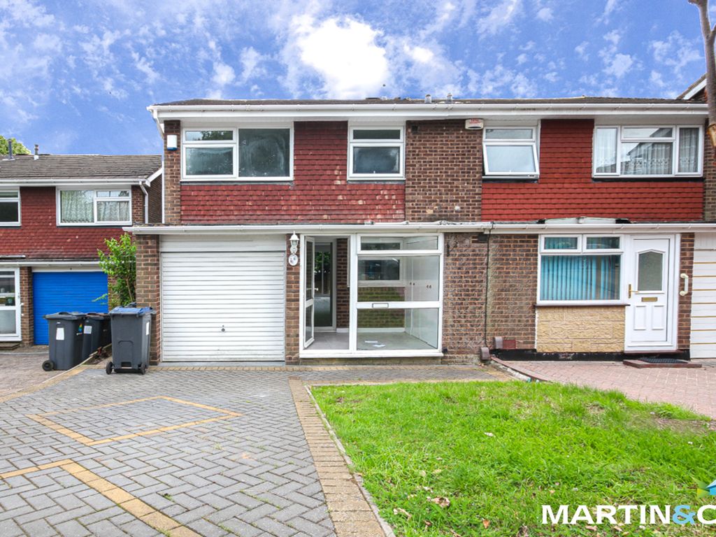3 Bed Semi Detached House To Rent In Fakenham Croft Harborne B17 £