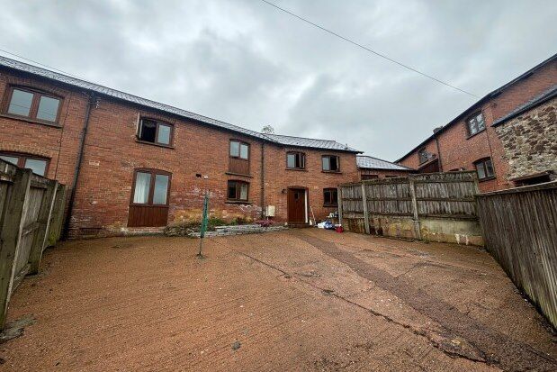 2 bed barn conversion to rent in Kennford, Exeter EX6, £1,350 pcm - Zoopla
