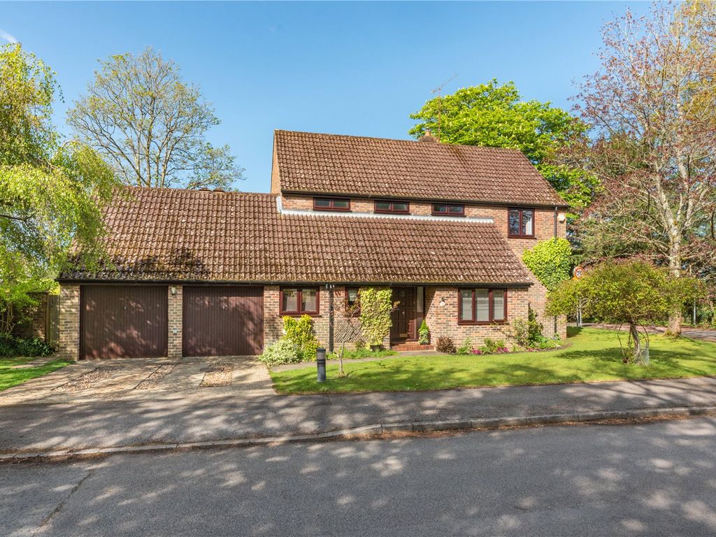 4 bed detached house for sale in Clare Mead, Rowledge, Farnham, Surrey ...