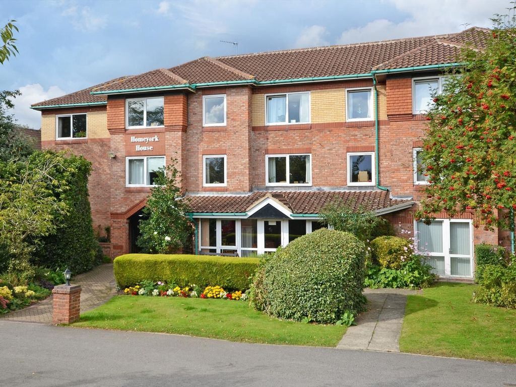 2 bed flat to rent in Homeyork House, Danesmead Close, York YO10 - Zoopla