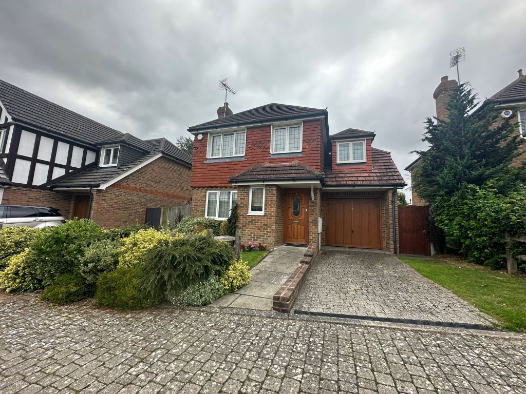 4 Bed Detached House For Sale In Ashurst Place Rainham Gillingham Me8