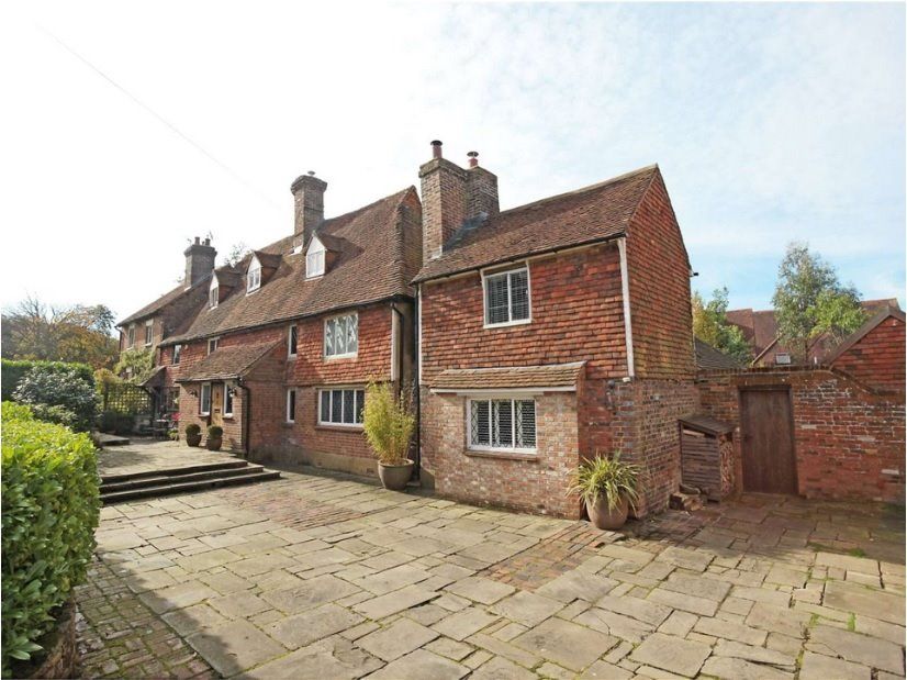 4 bed detached house to rent in Lower Green Road, Rusthall, Tunbridge ...