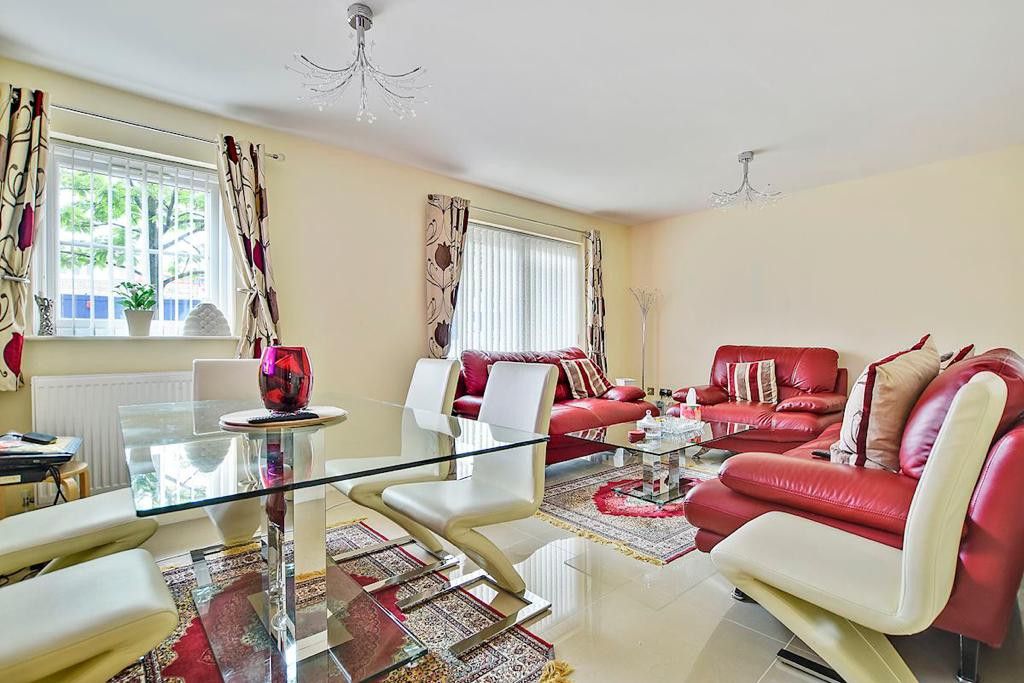 2 bed flat for sale in Peggy Quirke Court, Montrose Crescent, Wembley ...