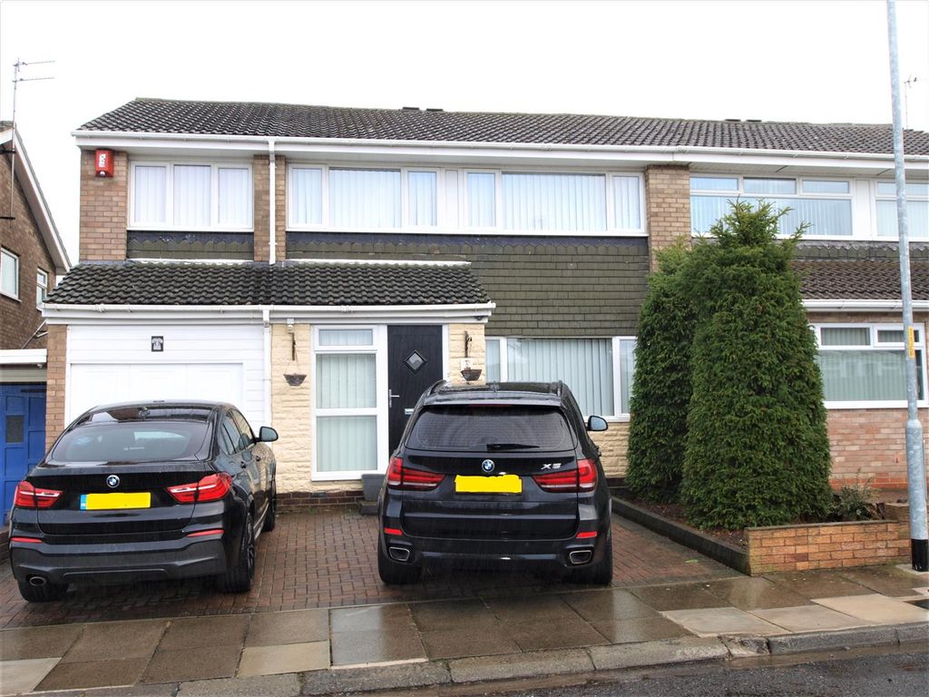 3 Bed Semi Detached House For Sale In Crookham Way Cramlington