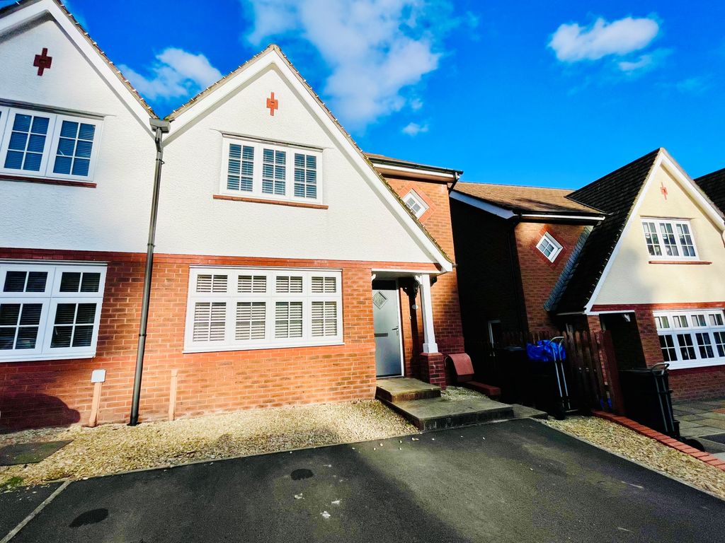 3 Bed Semi Detached House To Rent In Parc Cwm Pant Bach Merthyr Tydfil