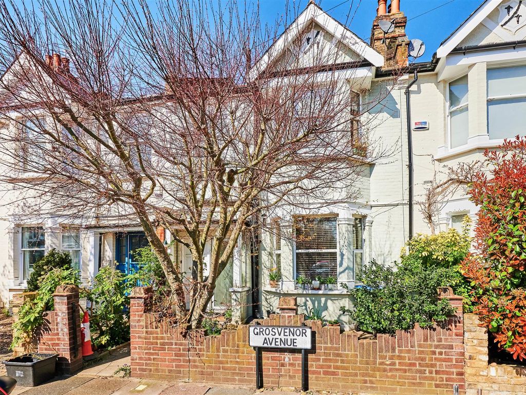 1 bed flat for sale in Grosvenor Avenue, East Sheen SW14 - Zoopla