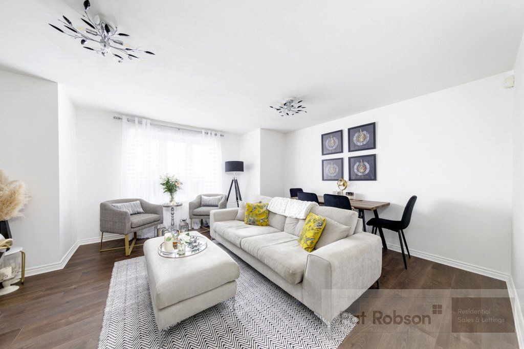 2 Bed Flat For Sale In Ashover Road Central Grange Kenton Newcastle