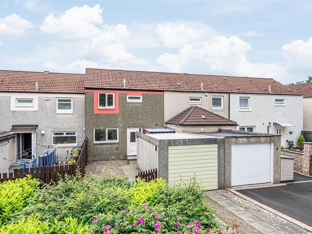 2 bed terraced house for sale in 8 Fyvie Green, Glenrothes KY7, £ ...