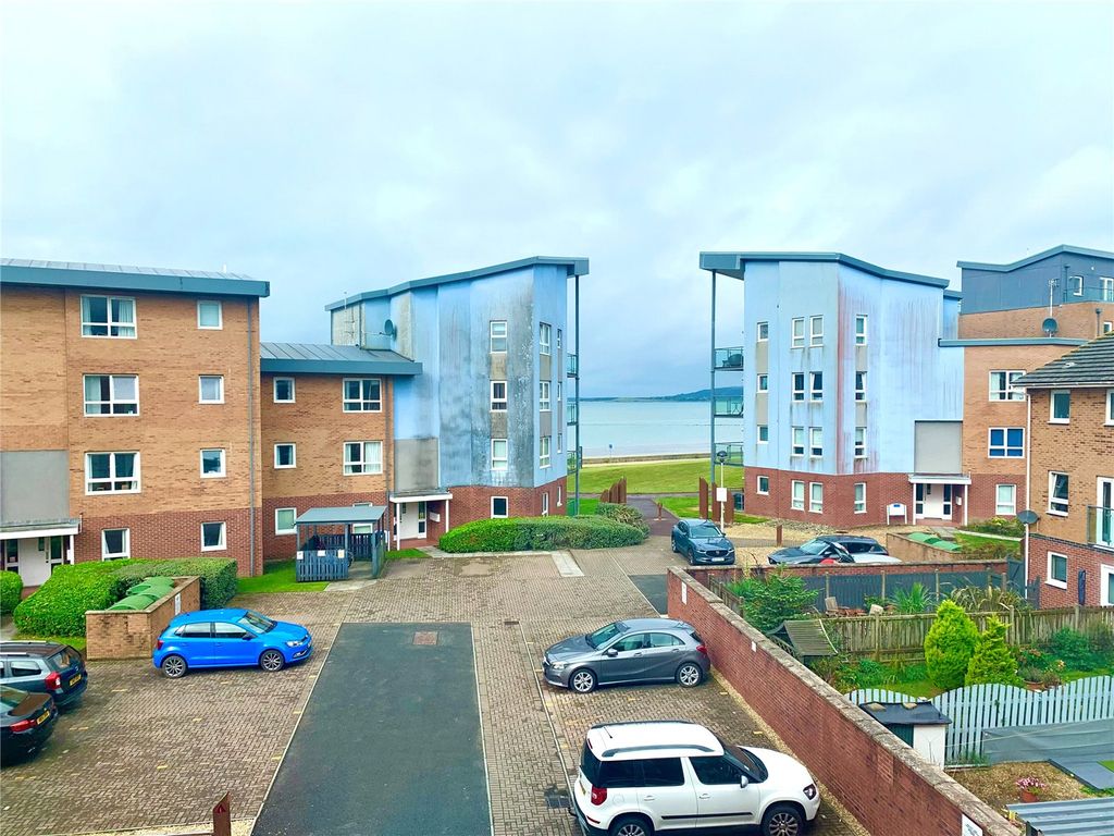 2 bed flat for sale in Cwrt Afon Lliedi, Pentre Doc Y Gogledd, Llanelli ...
