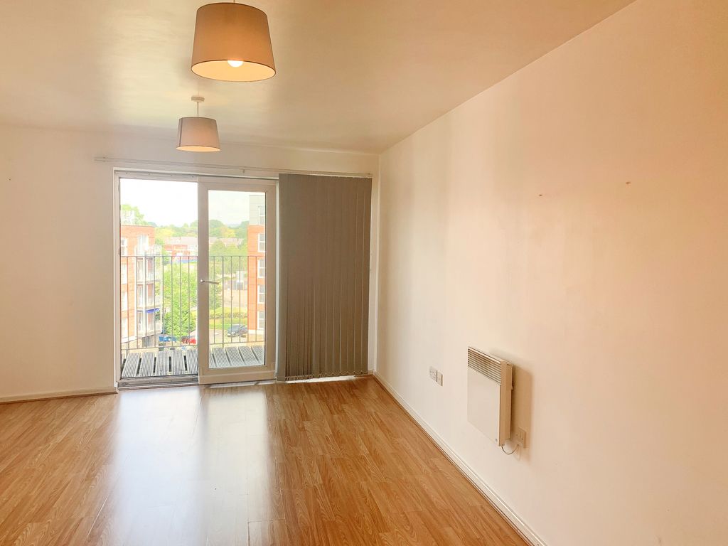 2 bed flat for sale in The Drum, Sportcity M11, £139,950 - Zoopla