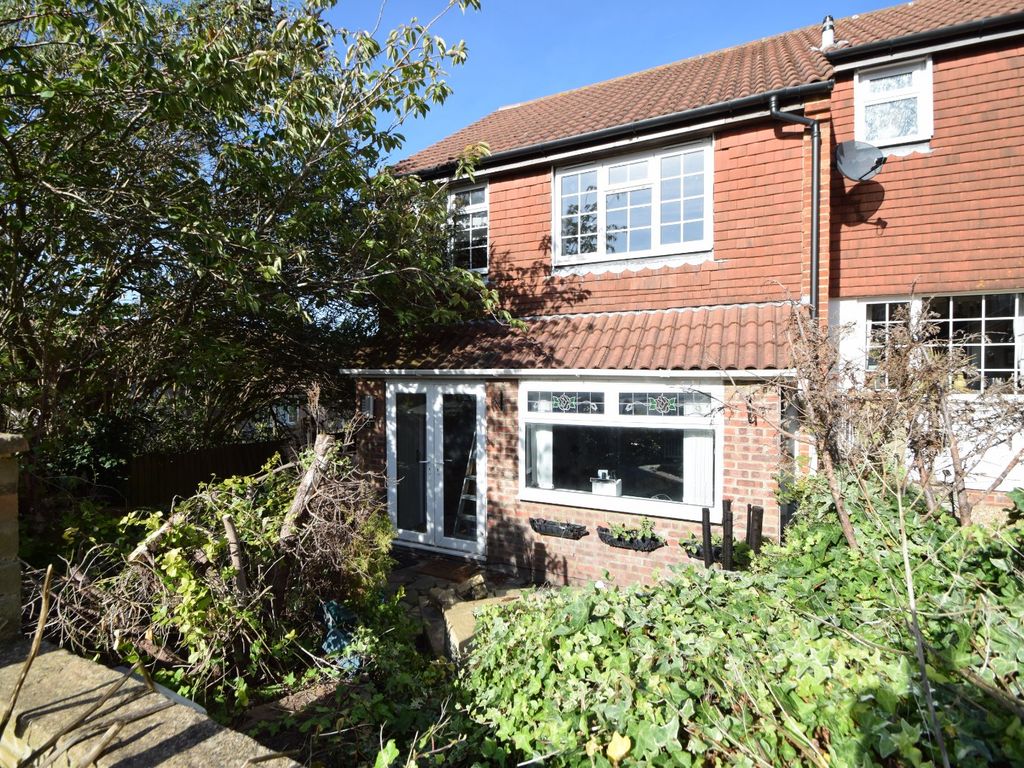 3 Bed Semi Detached House For Sale In Christie Close Walderslade