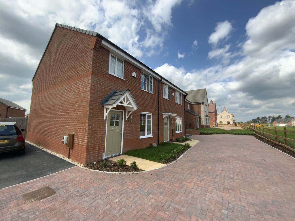 2 bed terraced house to rent in Power Grove, Leamington Spa CV33 - Zoopla