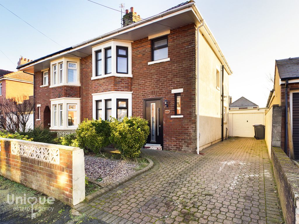 3 Bed Semi Detached House For Sale In West Gate Fleetwood Fy7 £