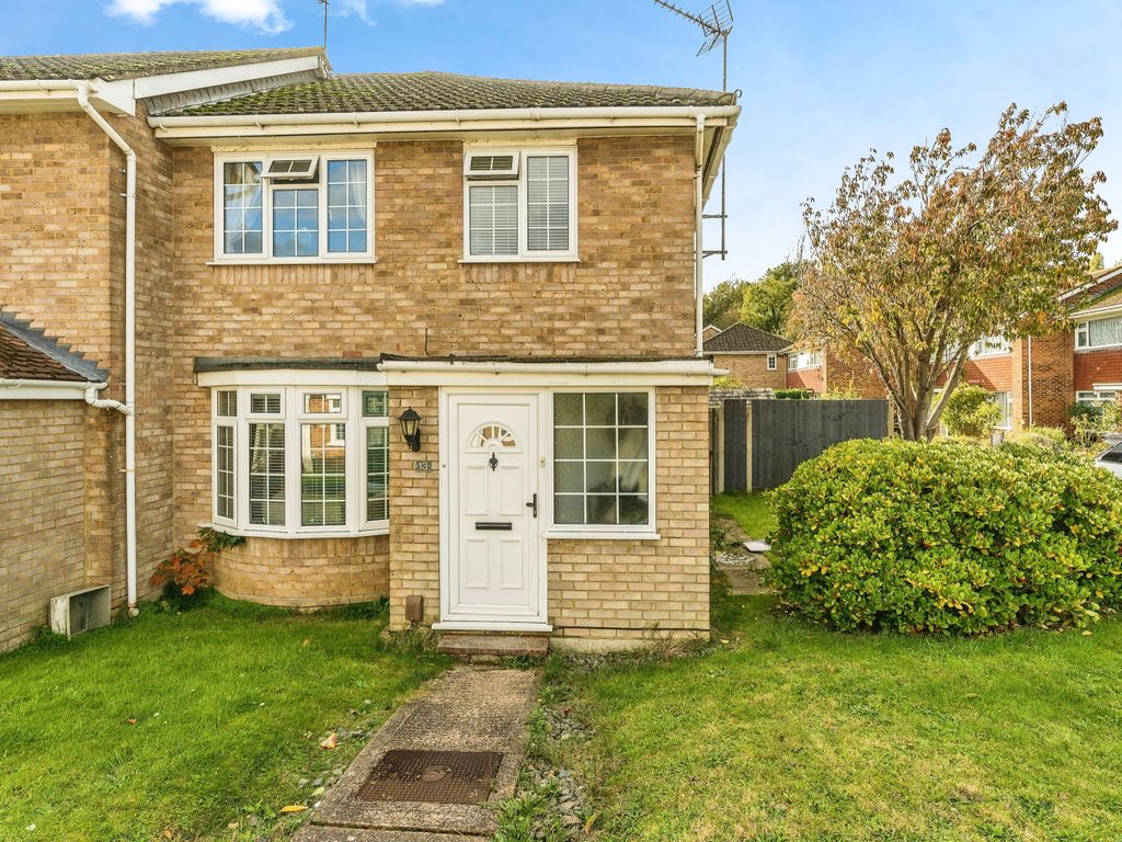 3 Bed End Terrace House For Sale In Nelson Walk Sittingbourne Kent