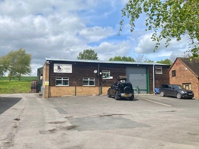 Light industrial to let in Unit 4, Northfield Farm Industrial Estate ...